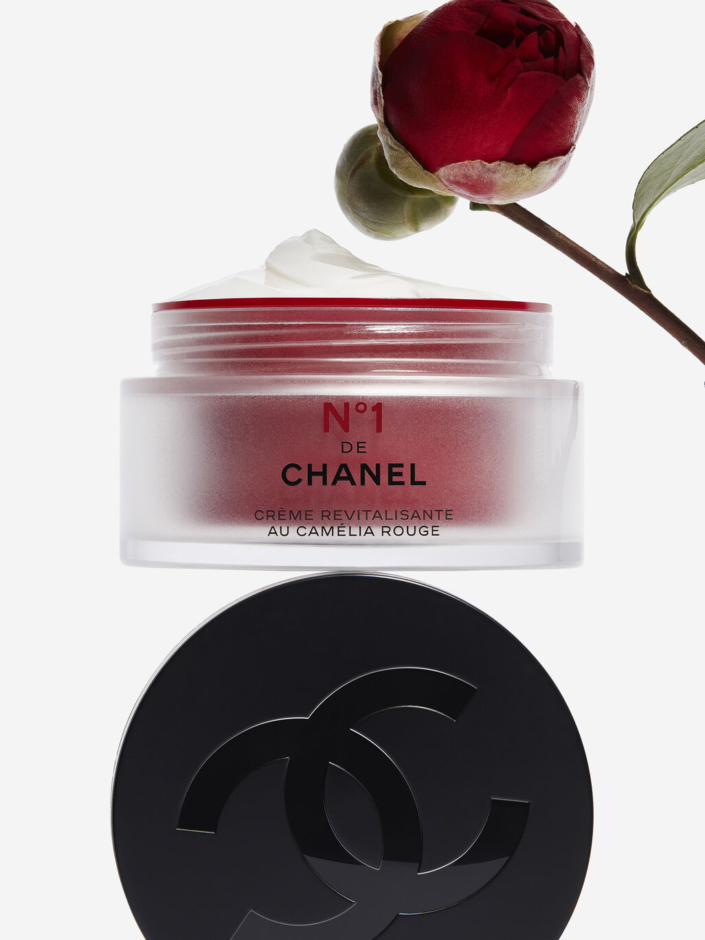 Coline Le Corre > Chanel - Photographer Mathieu…